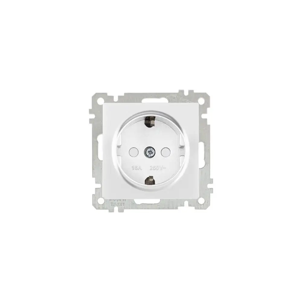 Daria Earthed Socket (Child Protec.) White